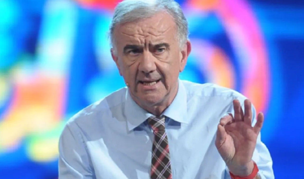 Gene Gnocchi: chi è la moglie Gianna Ghiozzi, età, carriera, vita ... Gene Gnocchi: chi è la moglie Gianna Ghiozzi, età, carriera, vita ...