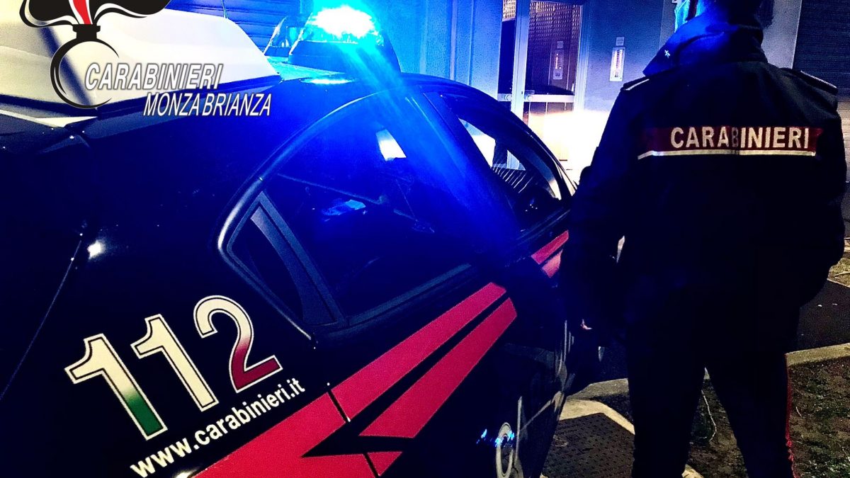 Auto investe due ragazzini, morto un quindicenne che tornava da una ... Auto investe due ragazzini, morto un quindicenne che tornava da una ...