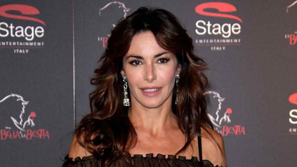 Emanuela Folliero avete mai visto il figlio Andrea? Età, lavoro e padre – Controcopertina